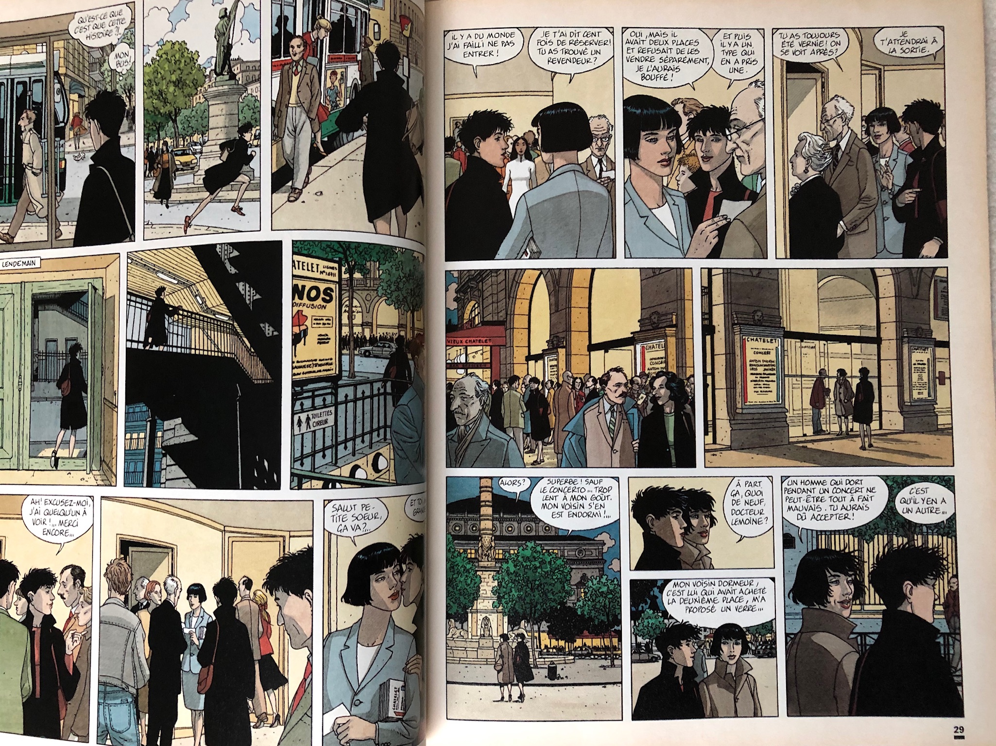 Le Cahier Bleu : Un soir au Chatelet par André Juillard - Planche originale